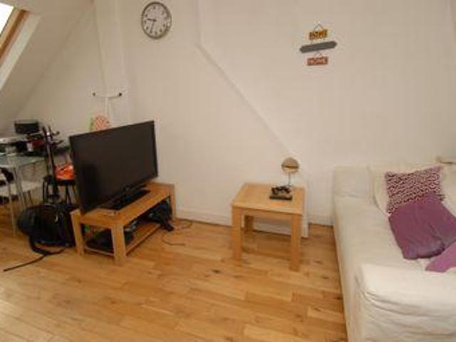 1 Bedrooms Flat for rent in Merton Road, Southfields, London SW18