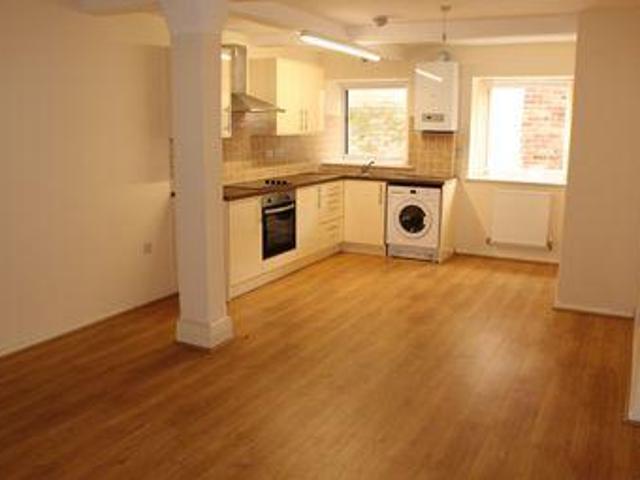 1 Bedrooms Flat for rent in Middlewood Road, Sheffield S6