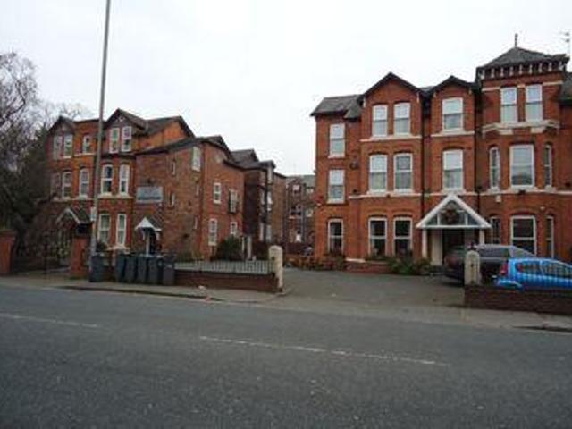 1 Bedrooms Flat for rent in Middleton Road, Crumpsall, Manchester M8