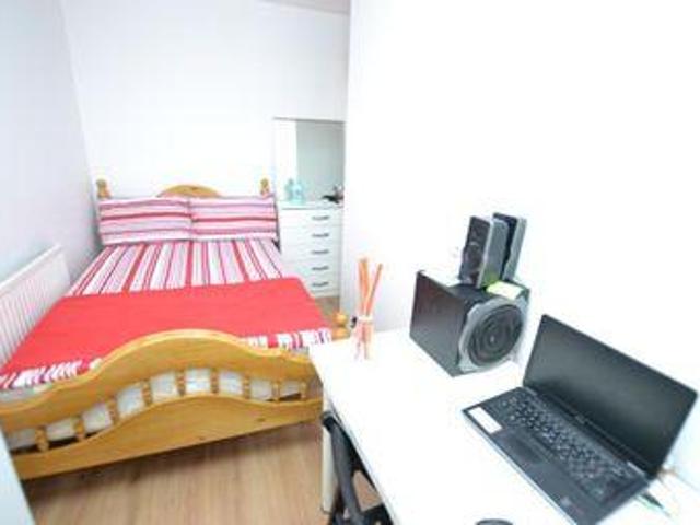 1 Bedrooms Flat for rent in Mile End Road, London E3