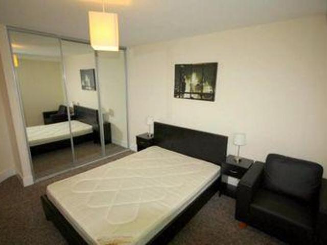 1 Bedrooms Flat for rent in Milharbour, South Quays, Canary Wharf, London E14