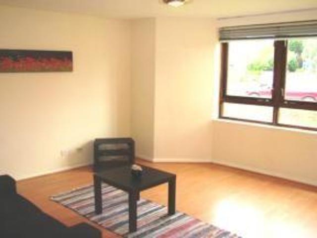 1 Bedrooms Flat for rent in Milnpark Gardens, Glasgow G41