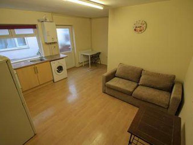 1 Bedrooms Flat for rent in Mundy Place, Cathays, Cardiff CF24
