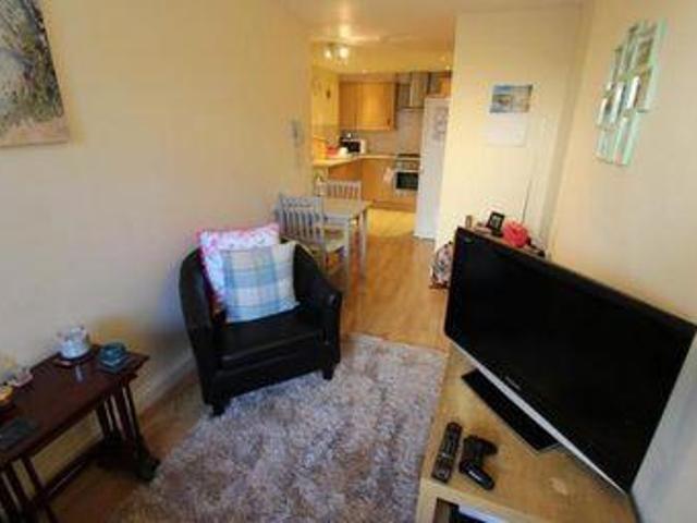 1 Bedrooms Flat for rent in Mundy Place, Cathays, Cardiff CF24