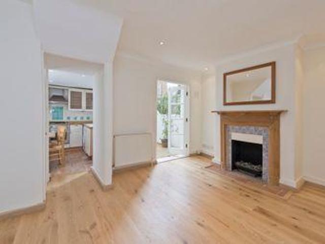 1 Bedrooms Flat for rent in Munster Road, Fulham, London SW6