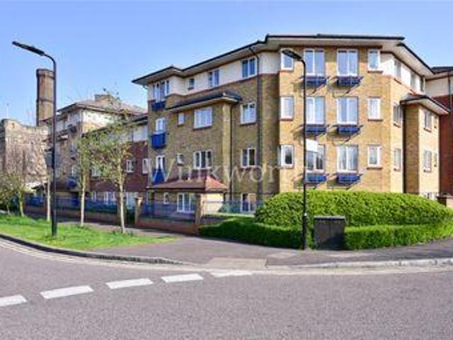 1 Bedrooms Flat for rent in Myddleton Avenue, London N4
