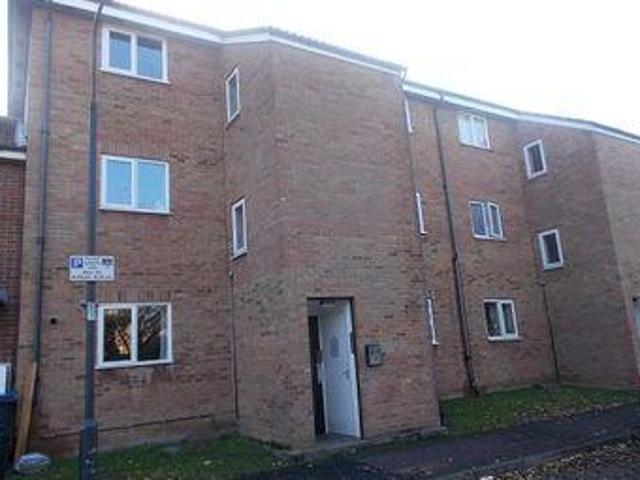 1 Bedrooms Flat for rent in Myrna Close, Colliers Wood, London SW19