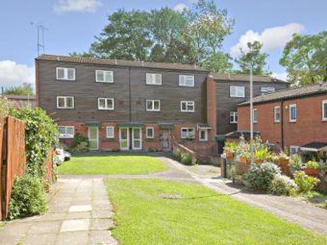 1 Bedrooms Flat for rent in Myrtleside Close, Northwood HA6