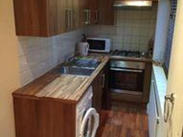 1 Bedrooms Flat for rent in Norbury Crescent, Norbury SW16