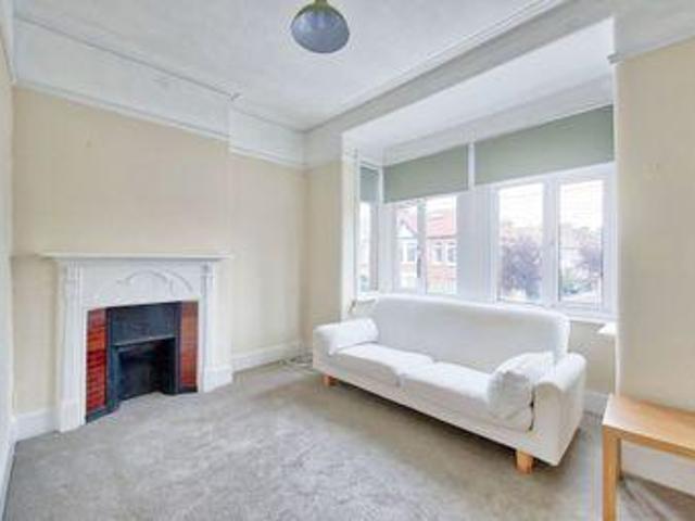 1 Bedrooms Flat for rent in Norfolk Road, London SW19