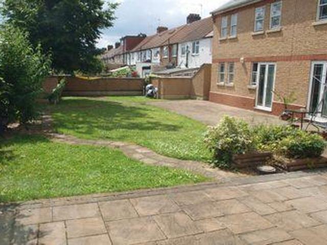 1 Bedrooms Flat for rent in Norlington Road, London E10