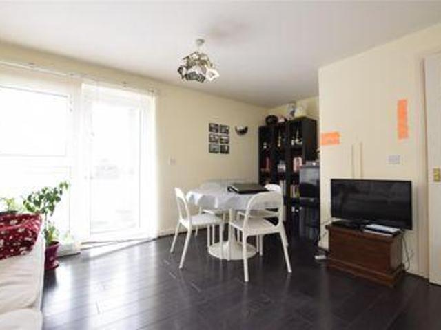 1 Bedrooms Flat for rent in Norwood House, Wynter Street, London SW11