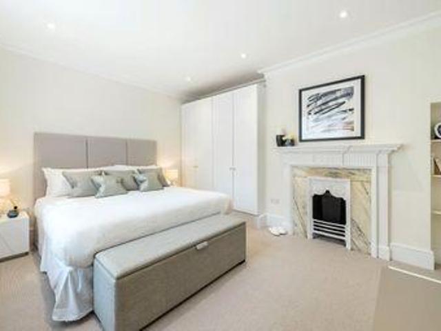 1 Bedrooms Flat for rent in North Audley Street, London W1K
