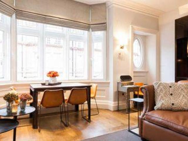 1 Bedrooms Flat for rent in North Audley Street, London W1K