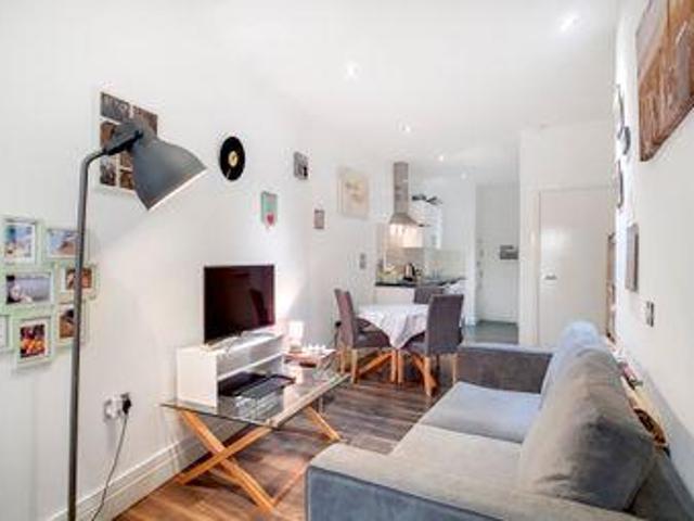 1 Bedrooms Flat for rent in North End Road, London SW6