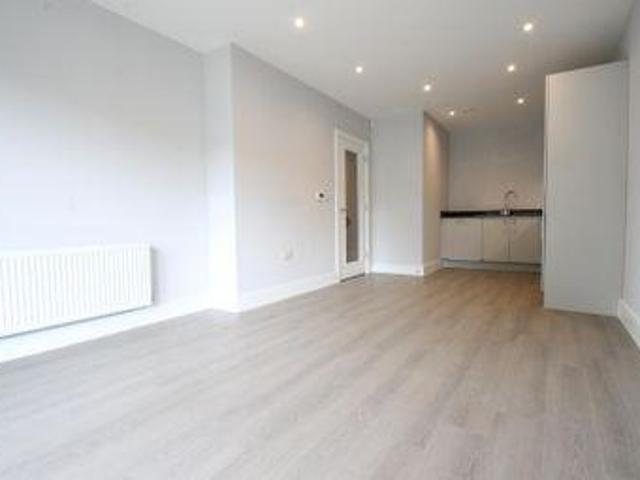 1 Bedrooms Flat for rent in North Street, Horsham RH13