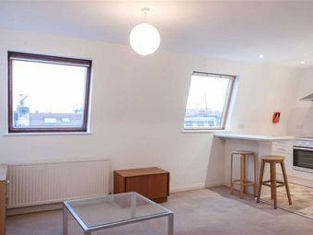 1 Bedrooms Flat for rent in Netherwood Road, London W14