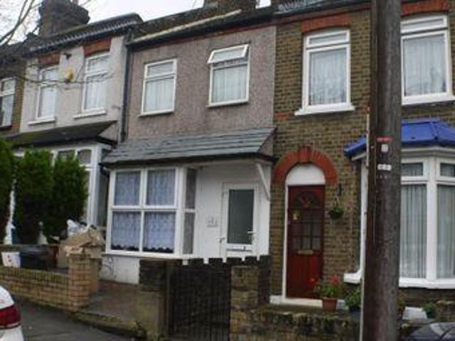 1 Bedrooms Flat for rent in Netley Road, Ilford IG2