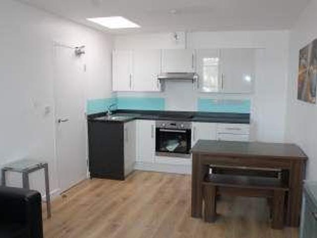 1 Bedrooms Flat for rent in New England Road, Brighton BN1