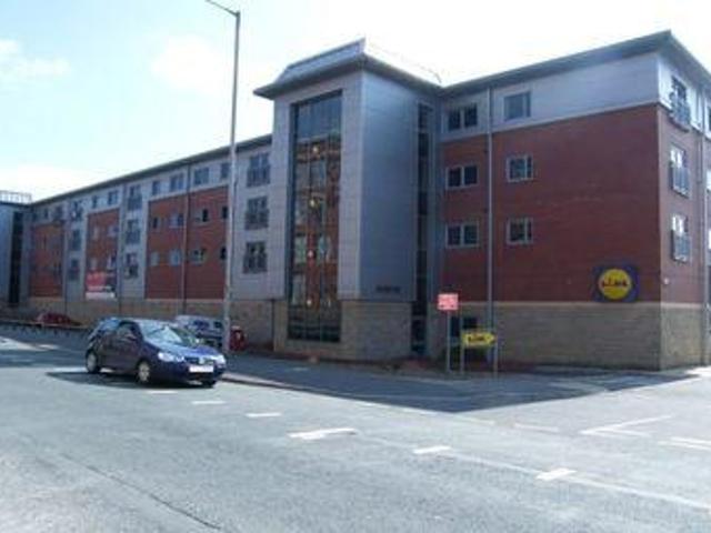 1 Bedrooms Flat for rent in New Hall Lane, Preston PR1
