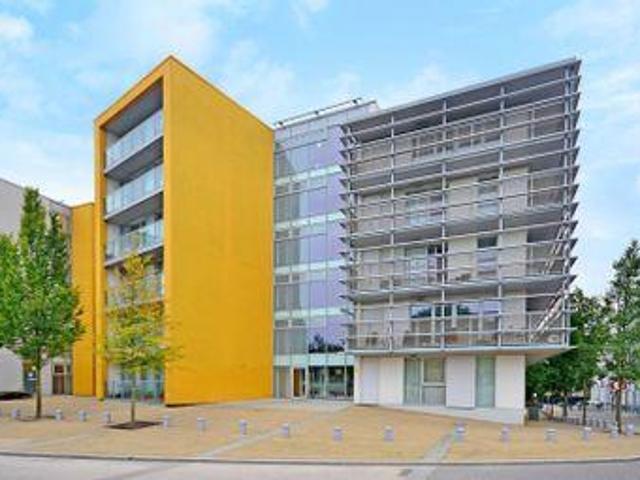 1 Bedrooms Flat for rent in New River Village, Hornsey N8