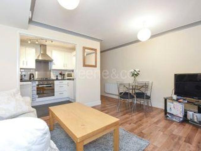 1 Bedrooms Flat for rent in New River Way, London N4
