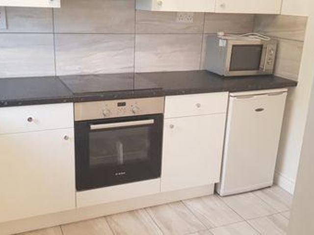 1 Bedrooms Flat for rent in Nicoll Place, Hendon NW4