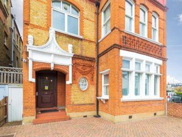 1 Bedrooms Flat for rent in Nightingale Lane, Clapham South SW12