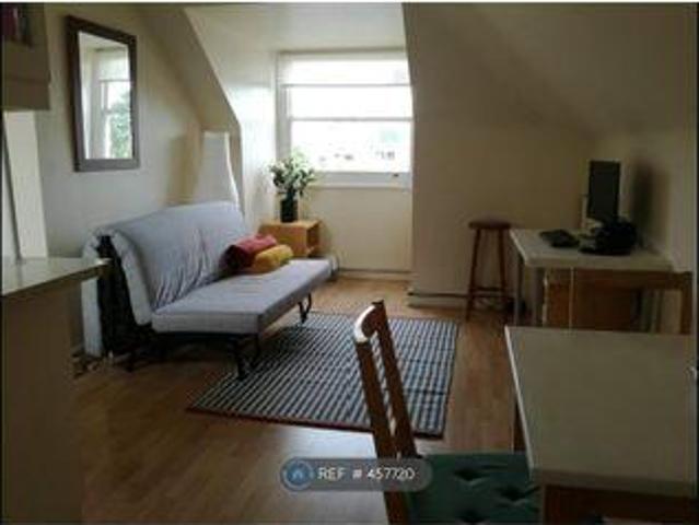 1 Bedrooms Flat for rent in Nightingale Road, Bounds Green N22