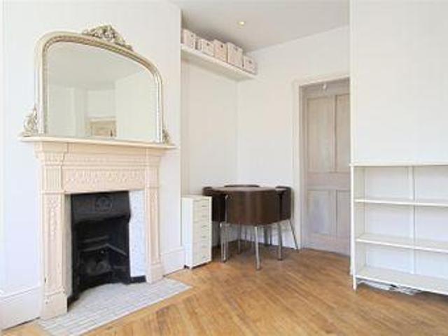 1 Bedrooms Flat for rent in South Ealing Road, London W5
