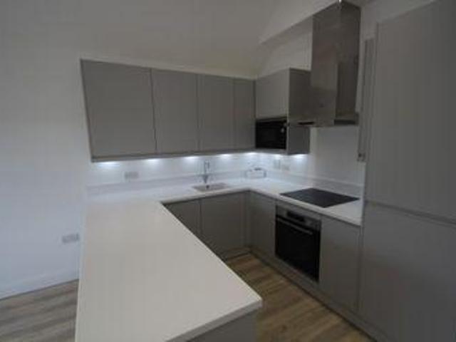 1 Bedrooms Flat for rent in South Park Hill Road, South Croydon CR2