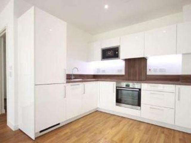 1 Bedrooms Flat for rent in South Quay Square, London E14