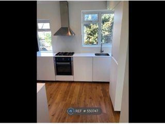 1 Bedrooms Flat for rent in South Woodford, South Woodford E18