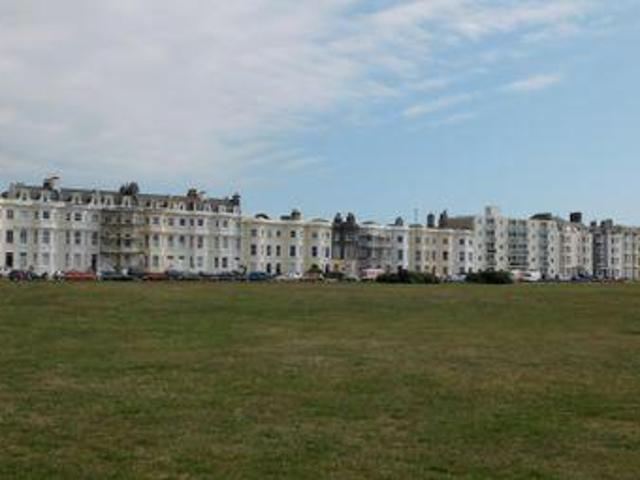 1 Bedrooms Flat for rent in South Terrace, Littlehampton BN17