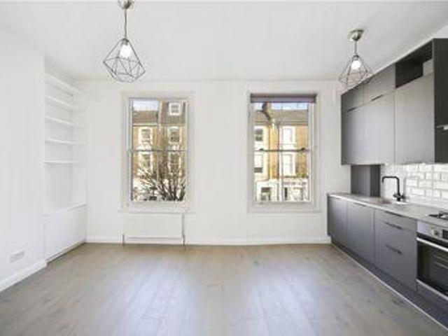 1 Bedrooms Flat for rent in Southerton Road, Brackenbury Village, London W6