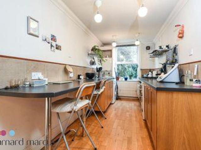 1 Bedrooms Flat for rent in Southolm Street, Battersea, London SW11