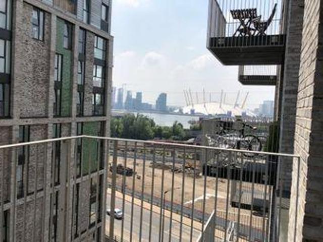 1 Bedrooms Flat for rent in Sovereign Tower, Royal Gateway, Royal Docks, London E16
