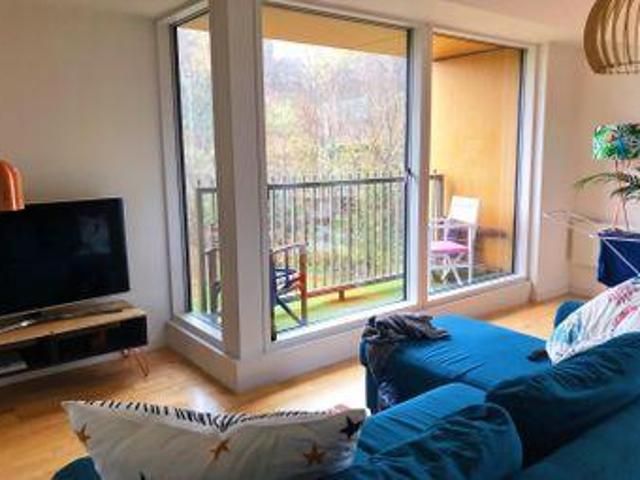 1 Bedrooms Flat for rent in Saxton Gardens, The Avenue, Leeds LS9