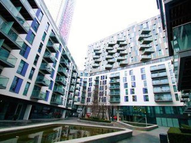 1 Bedrooms Flat for rent in Saffron Square, East Croydon, Surrey CR0