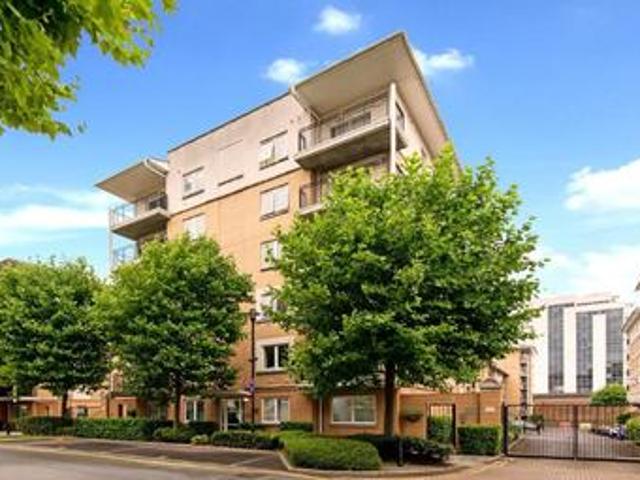 1 Bedrooms Flat for rent in Sail Court, Docklands E14