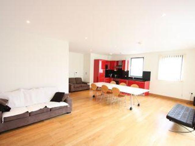 1 Bedrooms Flat for rent in Scarbrook Road, Croydon CR0