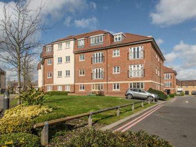 1 Bedrooms Flat for rent in Schoolgate Drive, Morden SM4