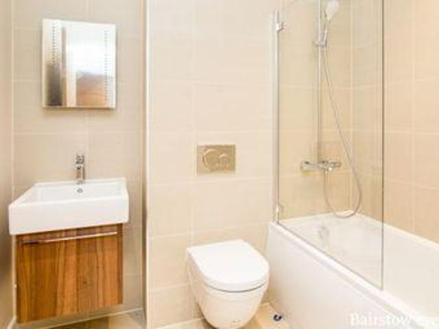 1 Bedrooms Flat for rent in Scimitar House, Romford RM1