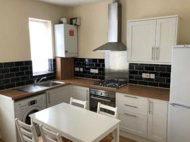 1 Bedrooms Flat for rent in Seymour Gardens, Ilford IG1