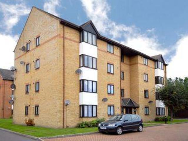 1 Bedrooms Flat for rent in Seymour Gardens, London SE4