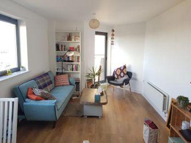 1 Bedrooms Flat for rent in Seawall Court, Barking, Essex IG11