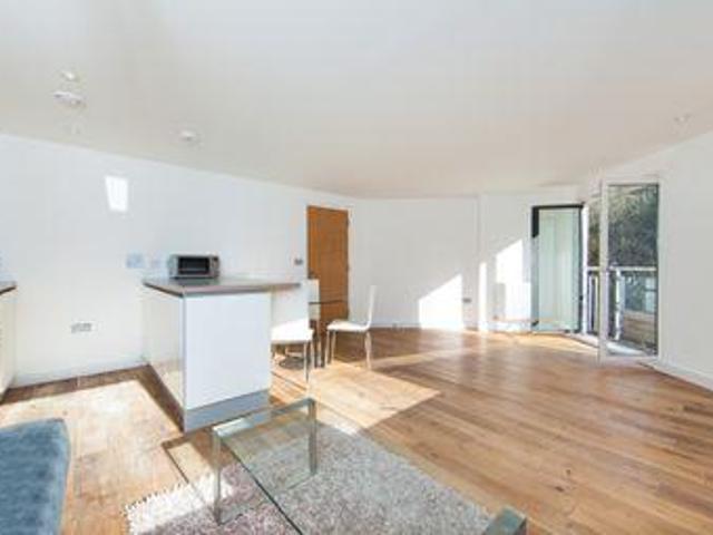 1 Bedrooms Flat for rent in Seren Park Gardens, Restell Close, Greenwich SE3