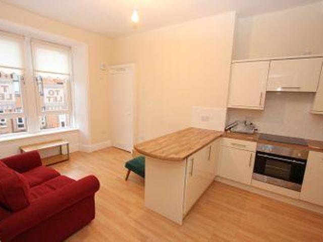 1 Bedrooms Flat for rent in Shawlands, Ettrick Place, Furnished G43