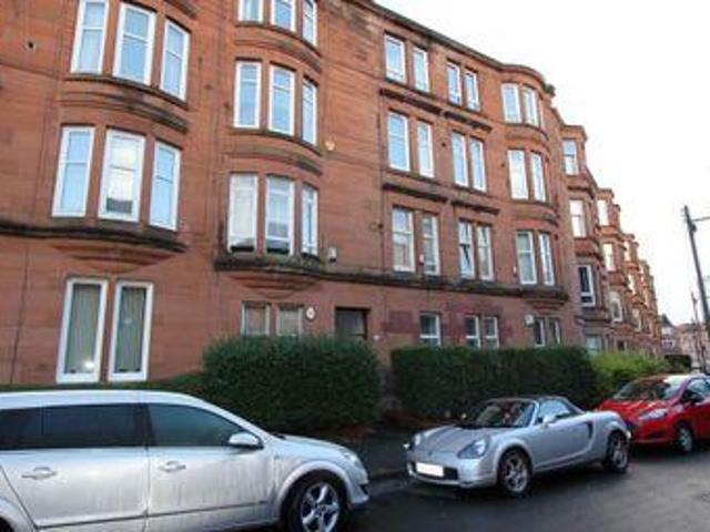 1 Bedrooms Flat for rent in Shawlands, Eastwood Avenue G41