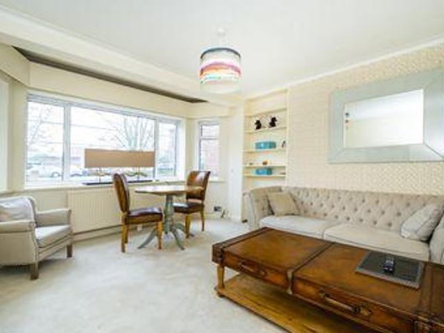 1 Bedrooms Flat for rent in Sheen Court, Richmond TW10